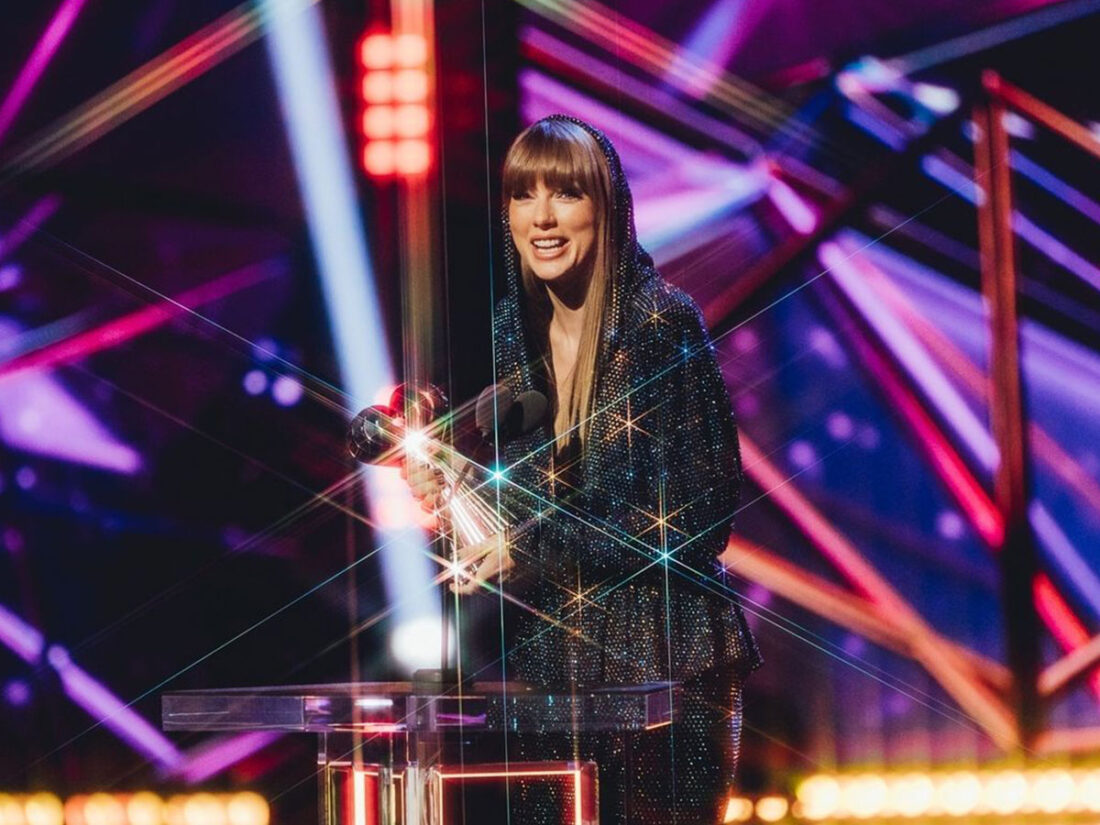 Taylor Swift Bags the Innovator Award for 2023 iHeartRadio Music Awards: See Complete List of ...